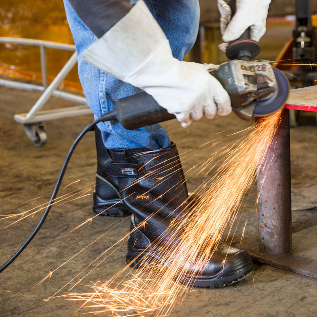 Bota de seguridad Proflex Soldador 111 N – Apro Seguridad Industrial
